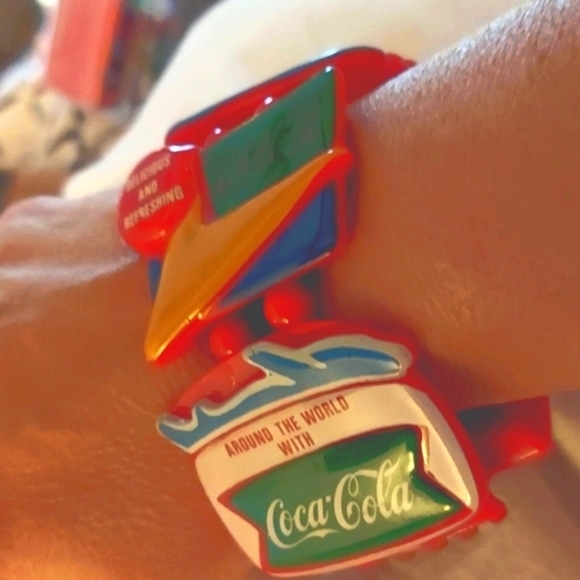 Coca Cola | Jewelry | Vintage Bakelite Cocacola Bracelet | Poshmark